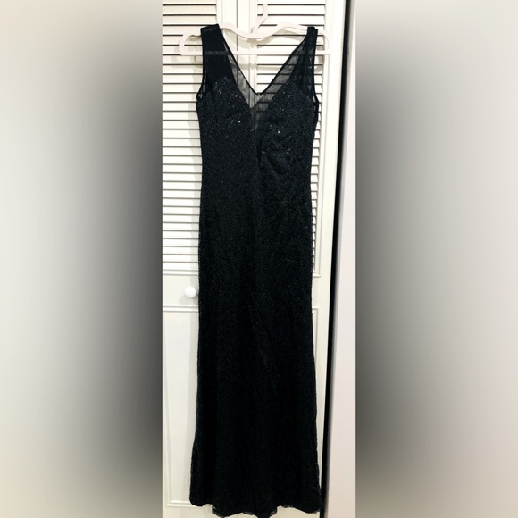 Va Va Voom | Dresses | New With Tags Plunging Neckline Evening Gown ...